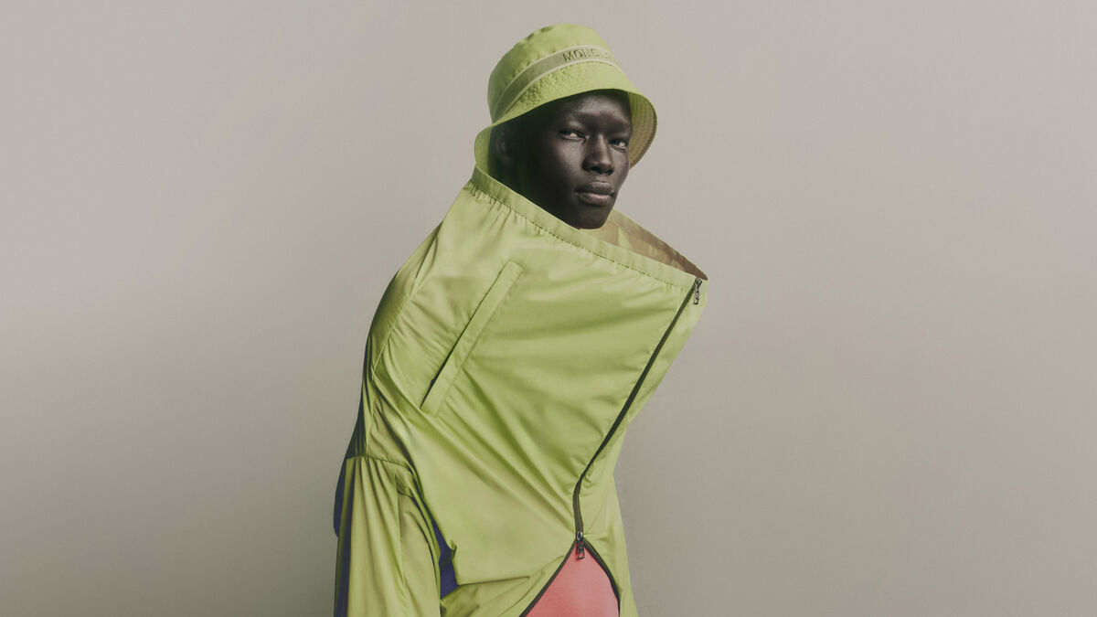 Store Ufficiale Moncler — Piumini, Abbigliamento e Accessori