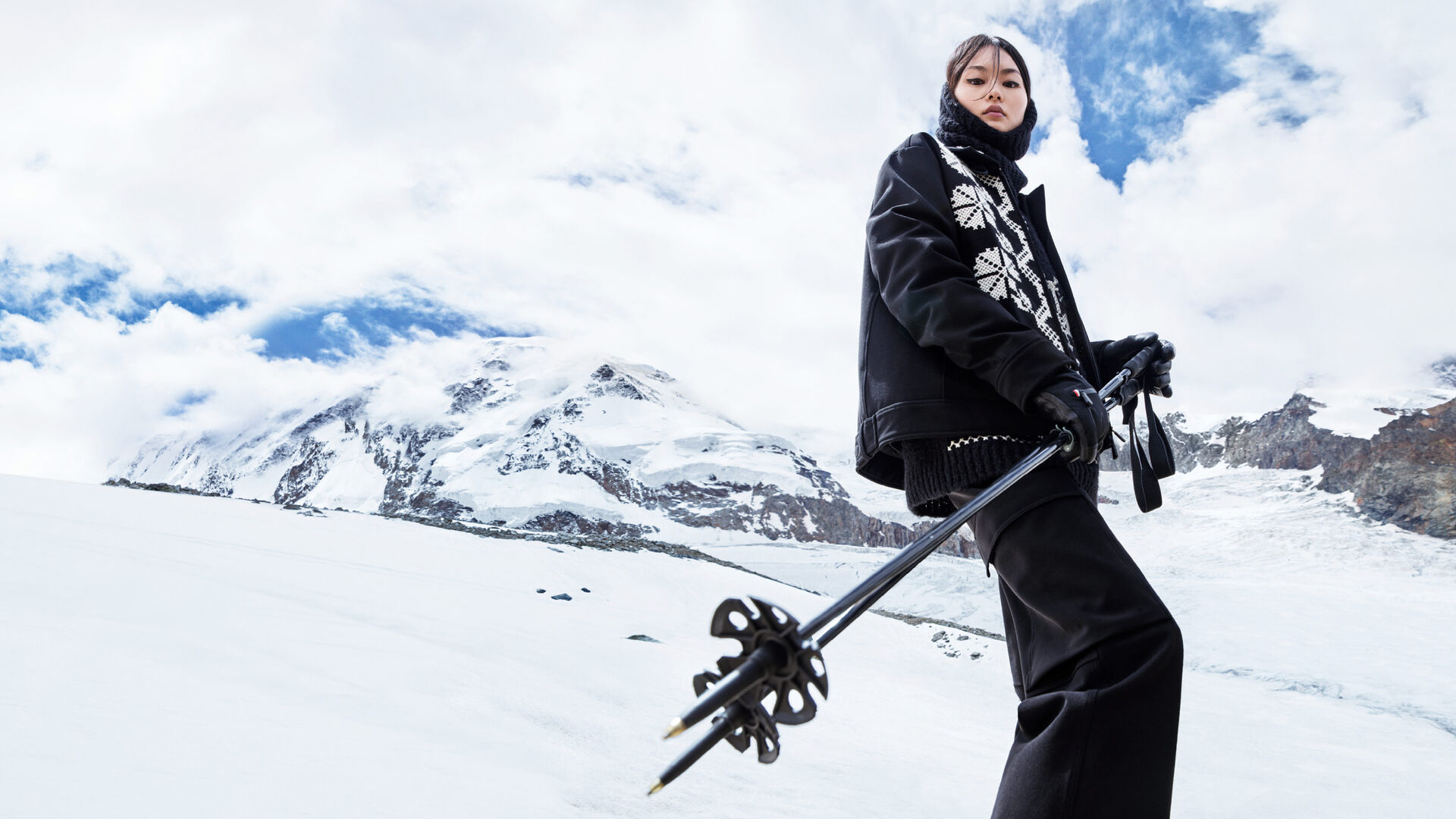 Moncler Finland Online Shop — Down jackets, vests, and clothing