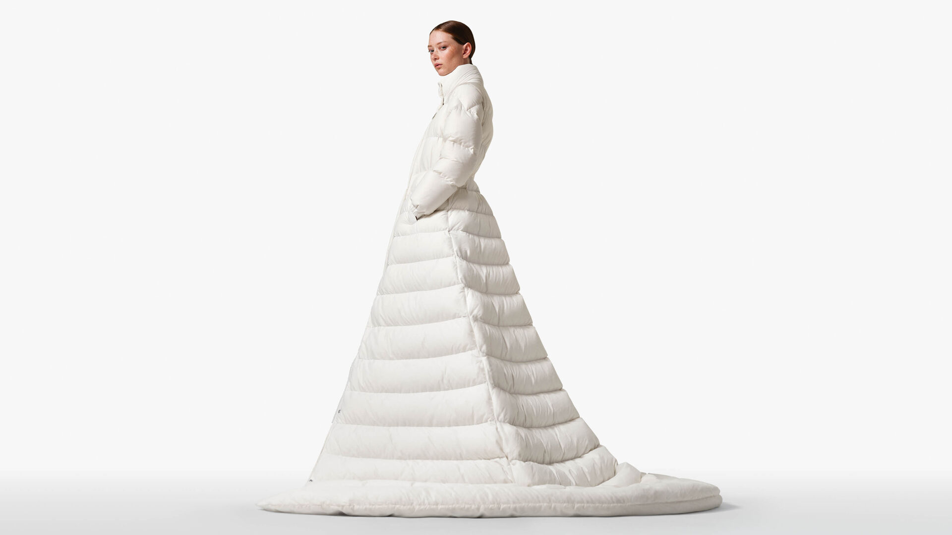 Moncler Singapore Online Shop — Down jackets, coats, and clothing