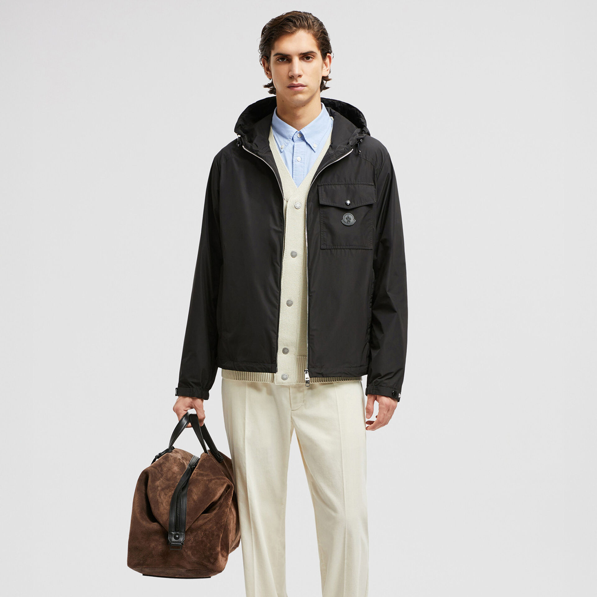 Moncler网上商店 — 羽绒服、大衣和服装