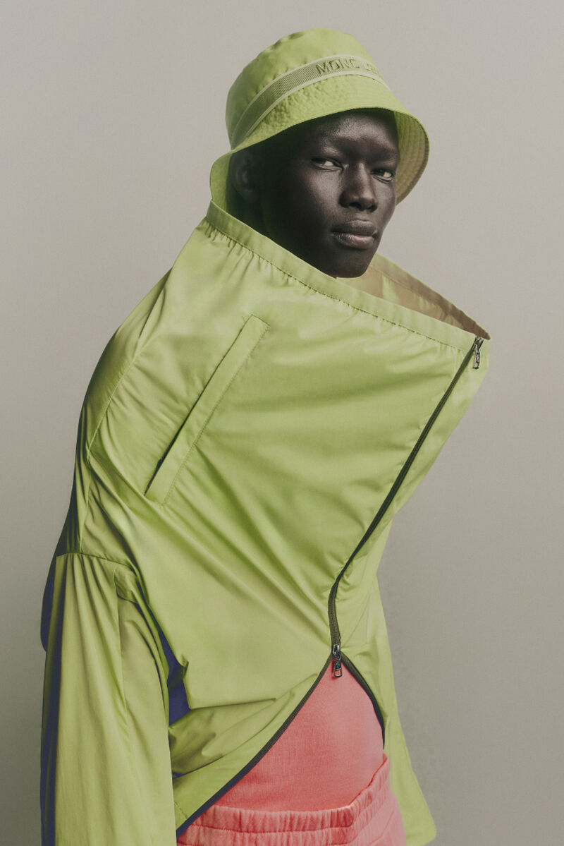 Moncler Japan Online Shop — Clothing and Down Jackets