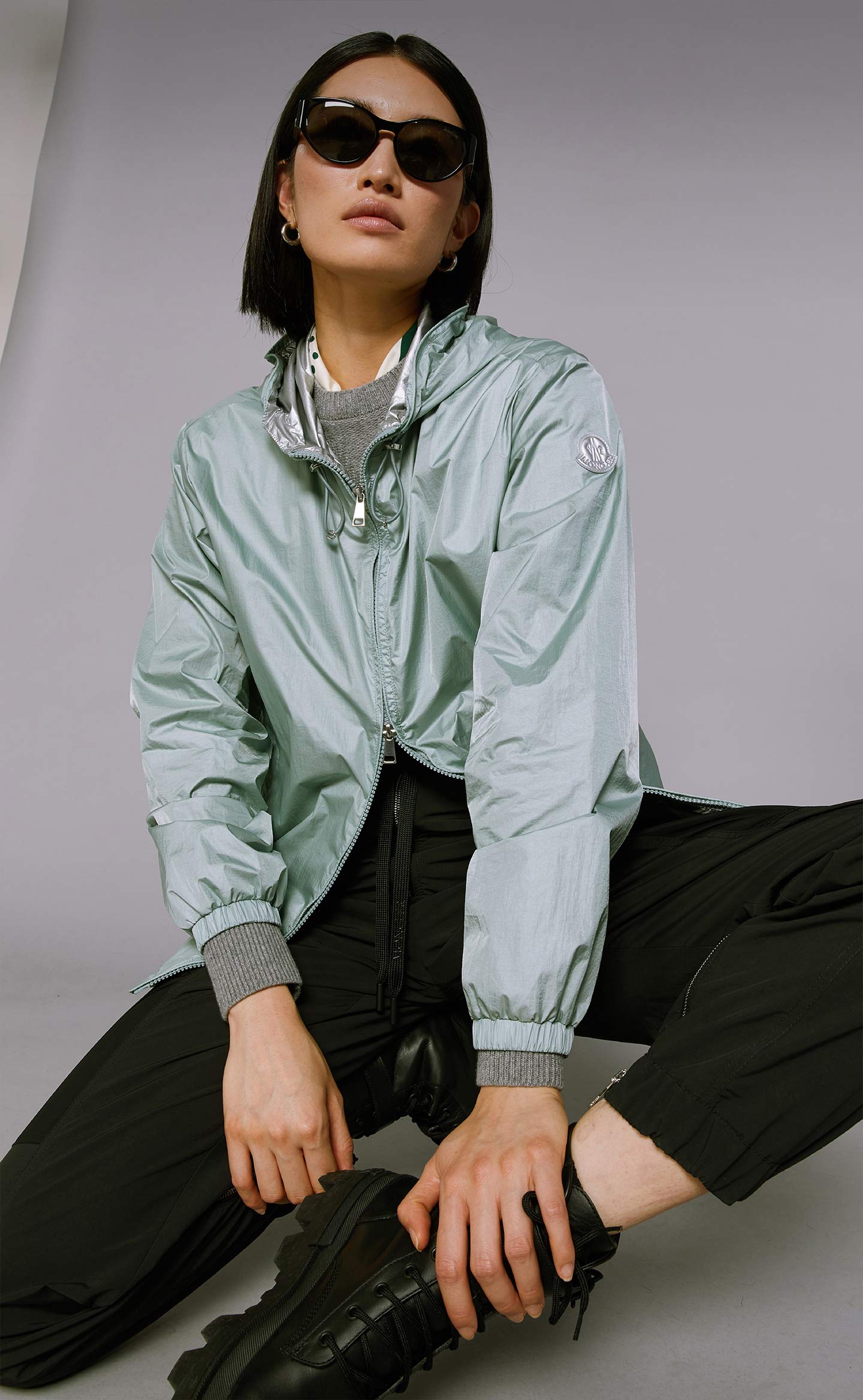 women-highlights-focus-windbreakers