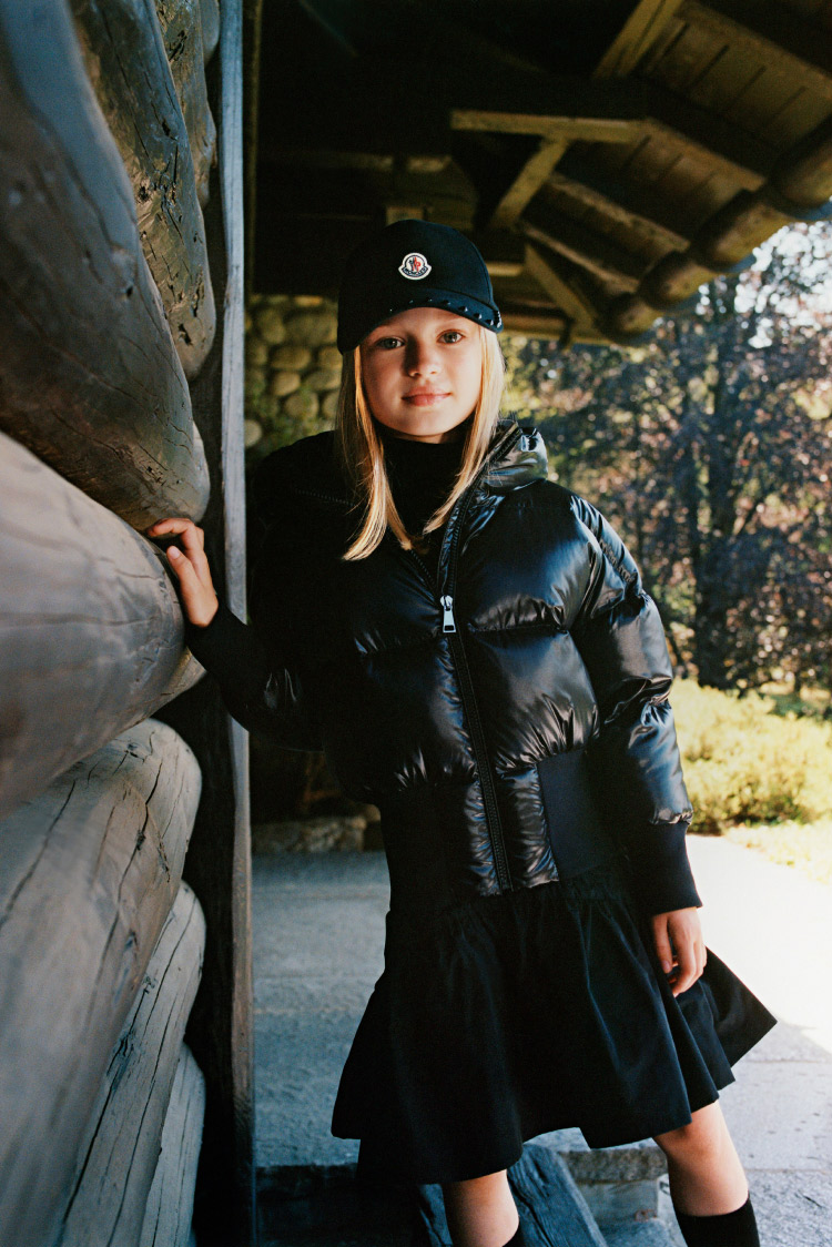 Moncler Sweden Web Store — Down jackets, vests, and clothing
